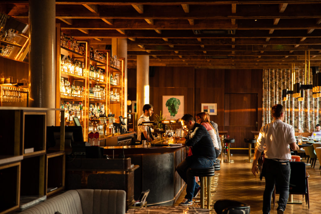 Location & Contact - Americana Bar